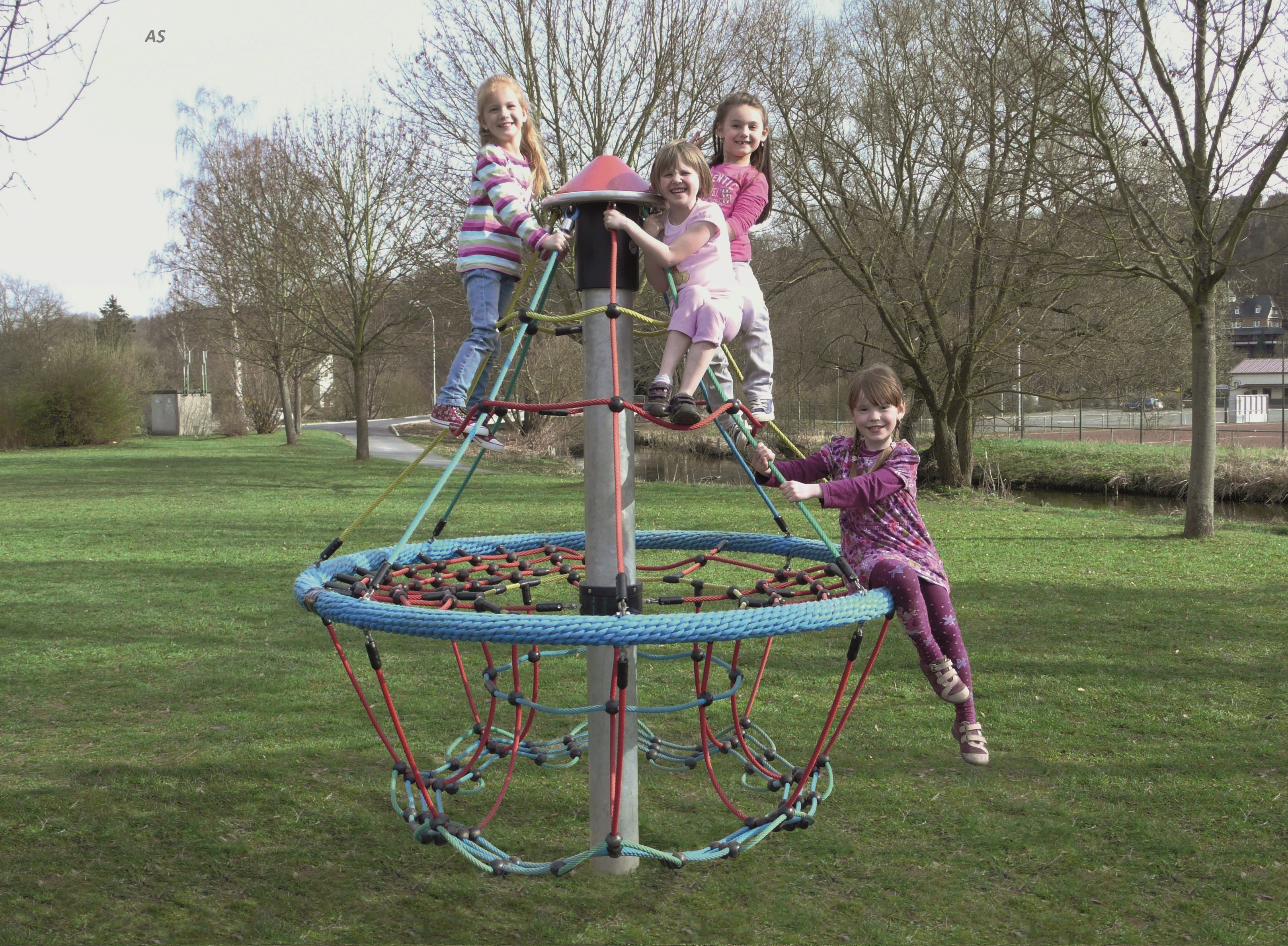 Hally Gally Spielplatzgeräte Wichtelwind Karussell Minikarussell ...